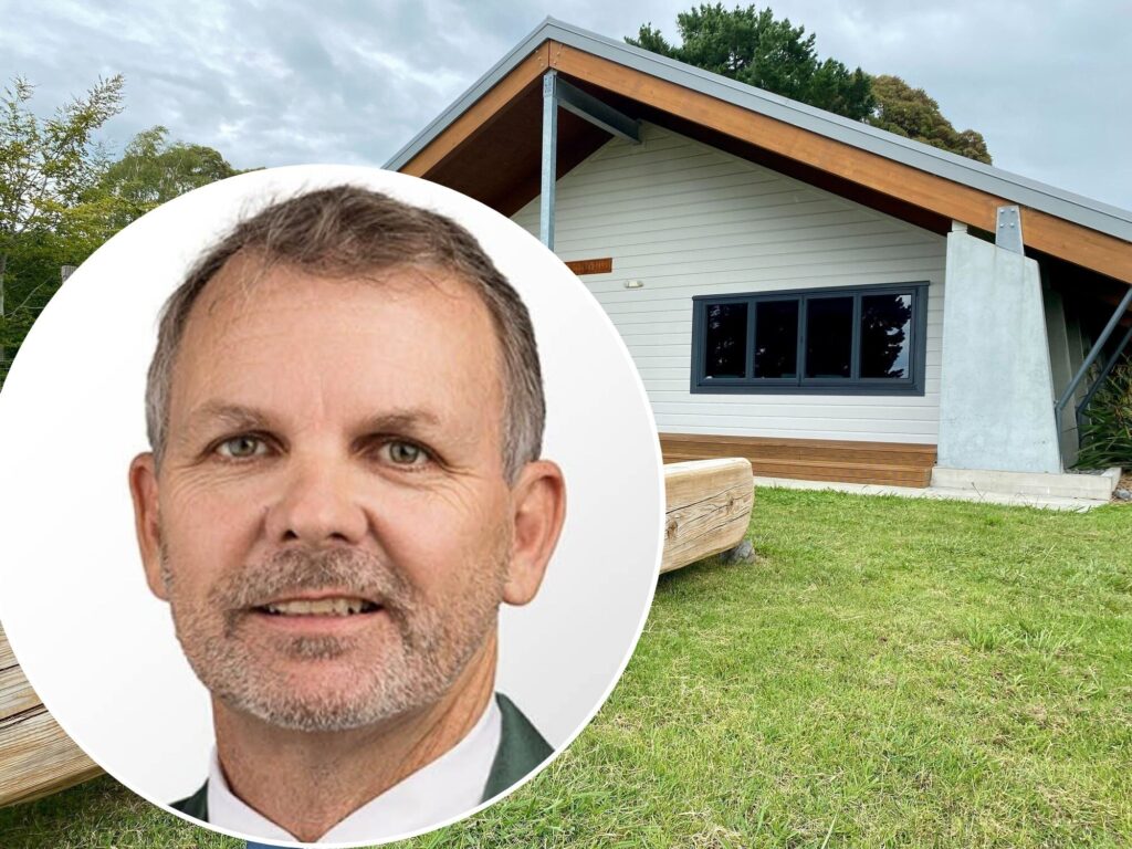 “Uncomfortable” Hastings Councillor skips planning session at marae ...